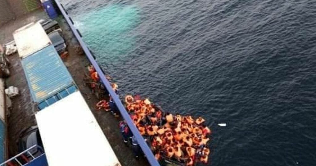 Gabon: At least two dead and 28 missing in mini ferry sinking » Africa ...