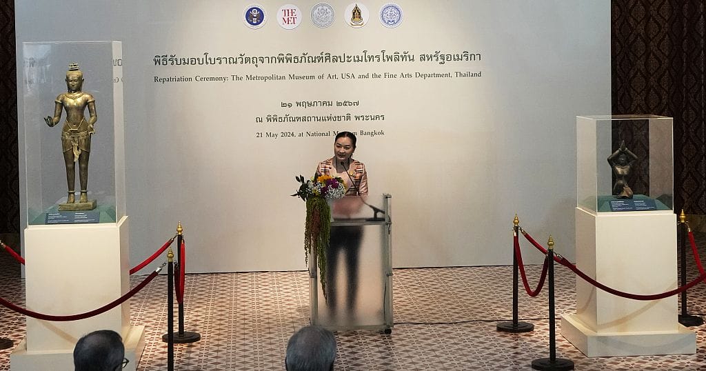 US museum returns ancient statues stolen from Thailand » Africa Global ...